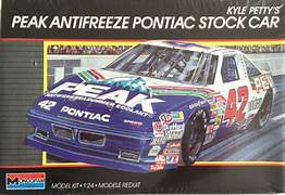 Monogram 2906 Kyle Petty Peak Pontiac – Constellation Hobbies